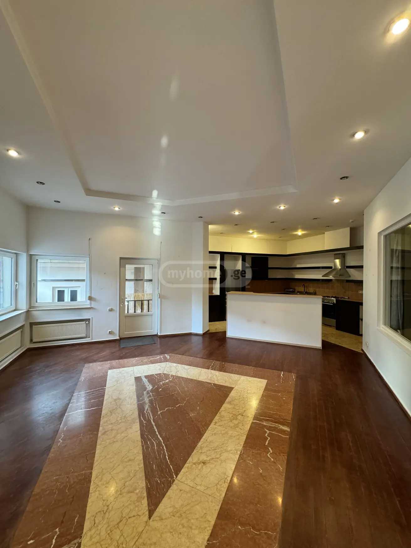 7 room Private House For Sale. Vake , 600000 $ - 30299011 | ss.ge