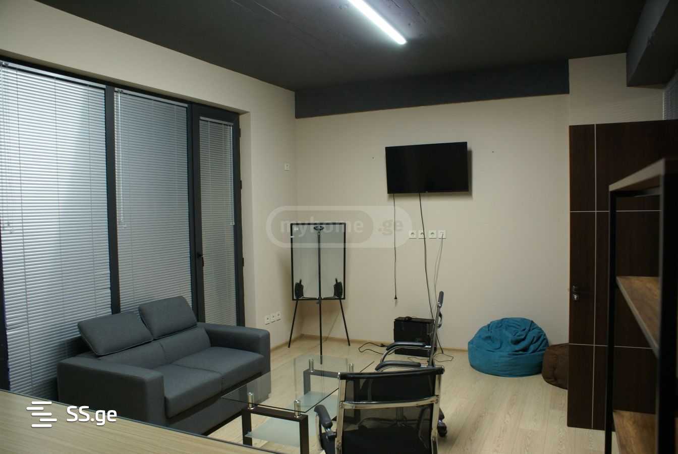 ქირავდება საოფისე ფართი საბურთალოზე, 850 $ - 30878032 | ss.ge