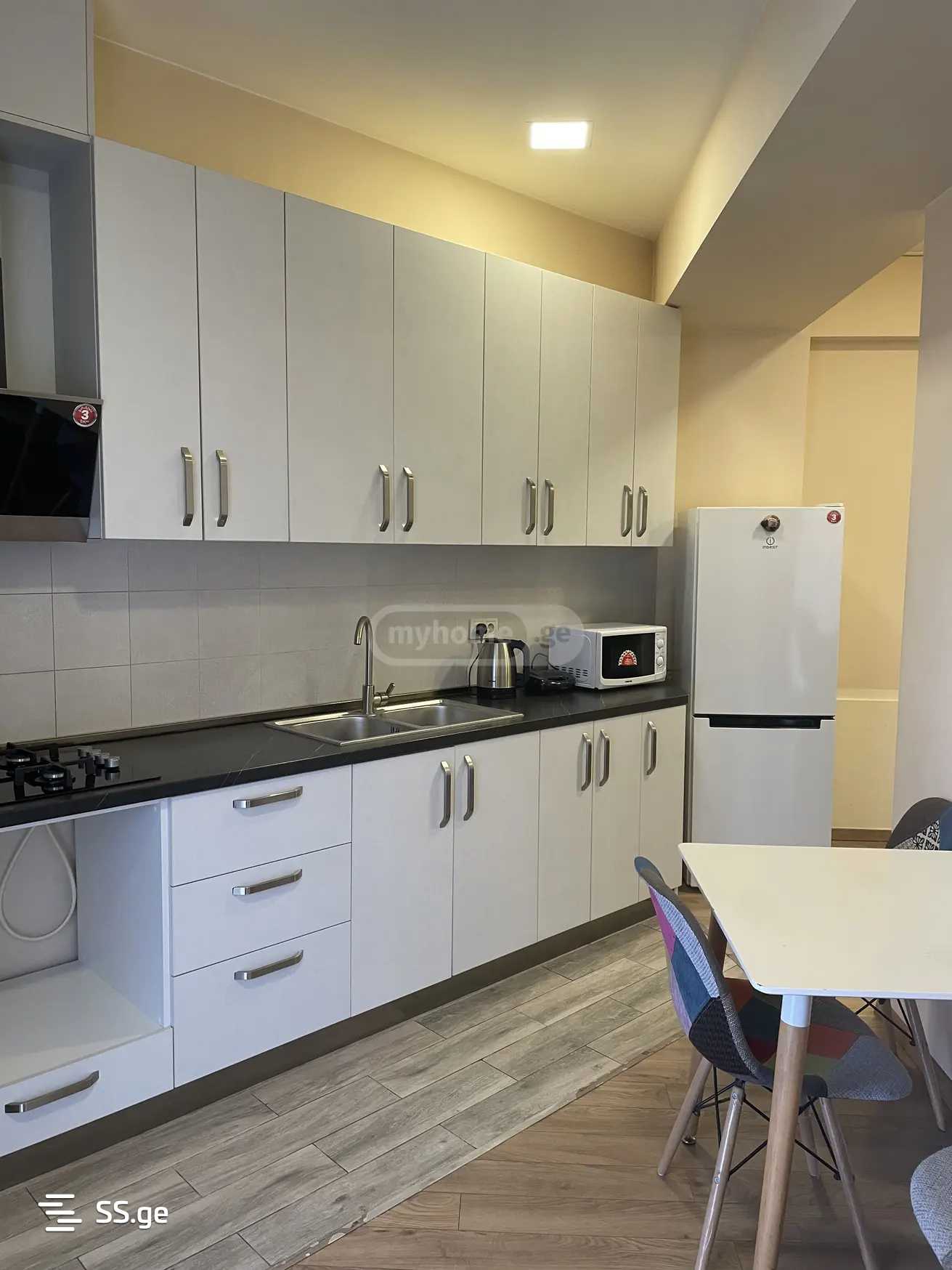 3 room Flat For Rent. Vake , 900 $ - 30941811 | ss.ge
