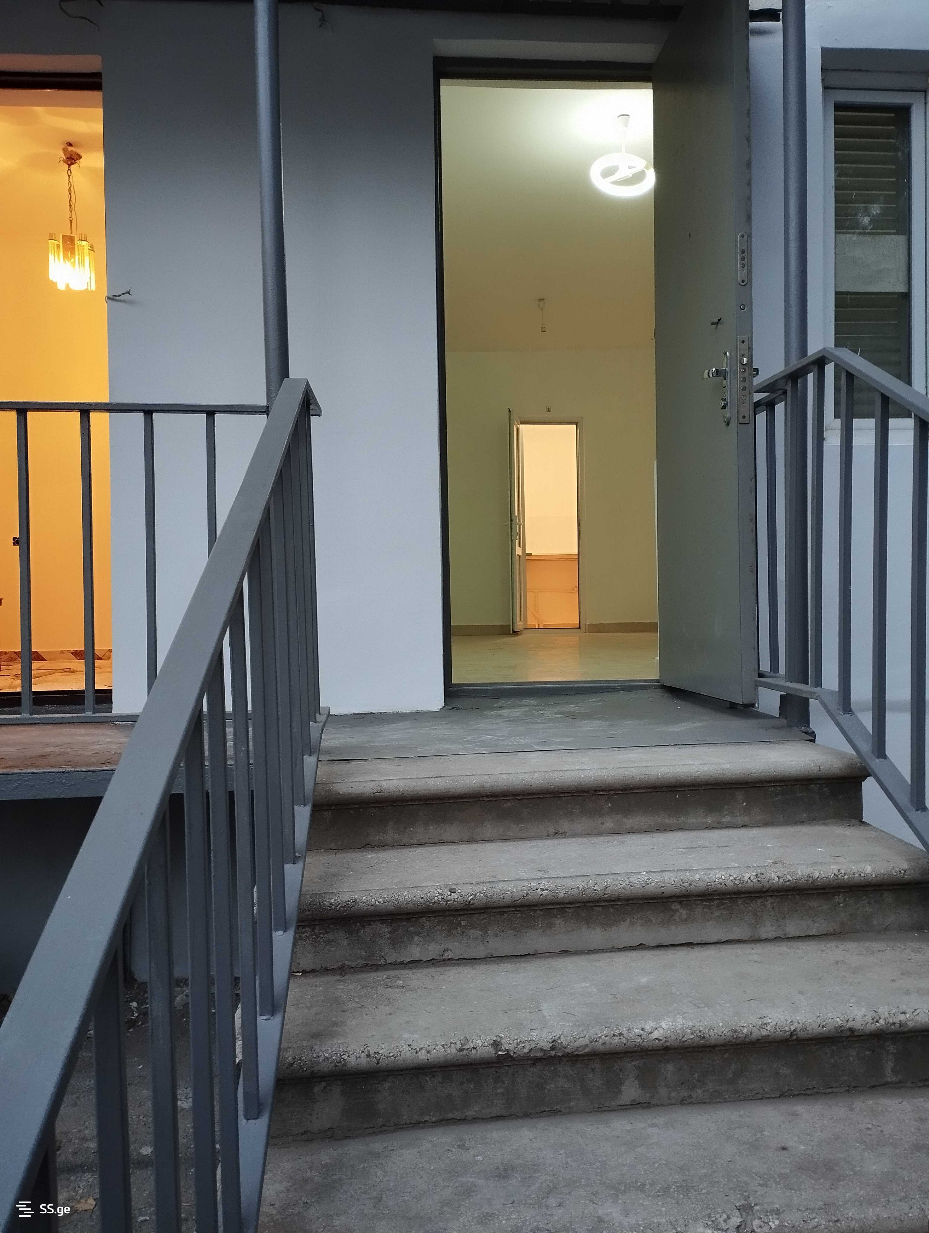 Commercial space For Rent. Mesame masivi , 600 Lari - 30984870 | ss.ge