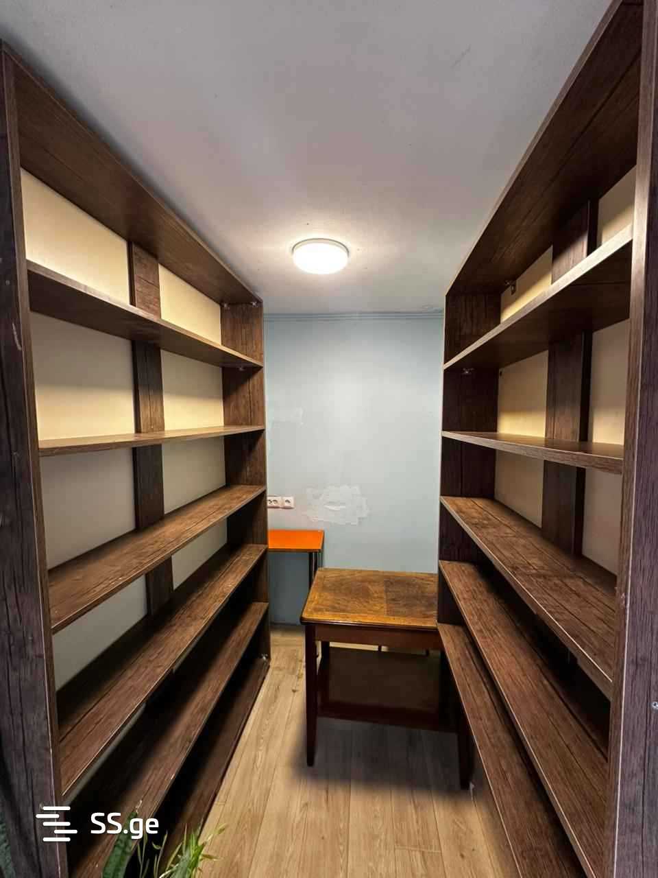 ქირავდება საოფისე ფართი ბათუმში, 300 $ - 31312687 | ss.ge