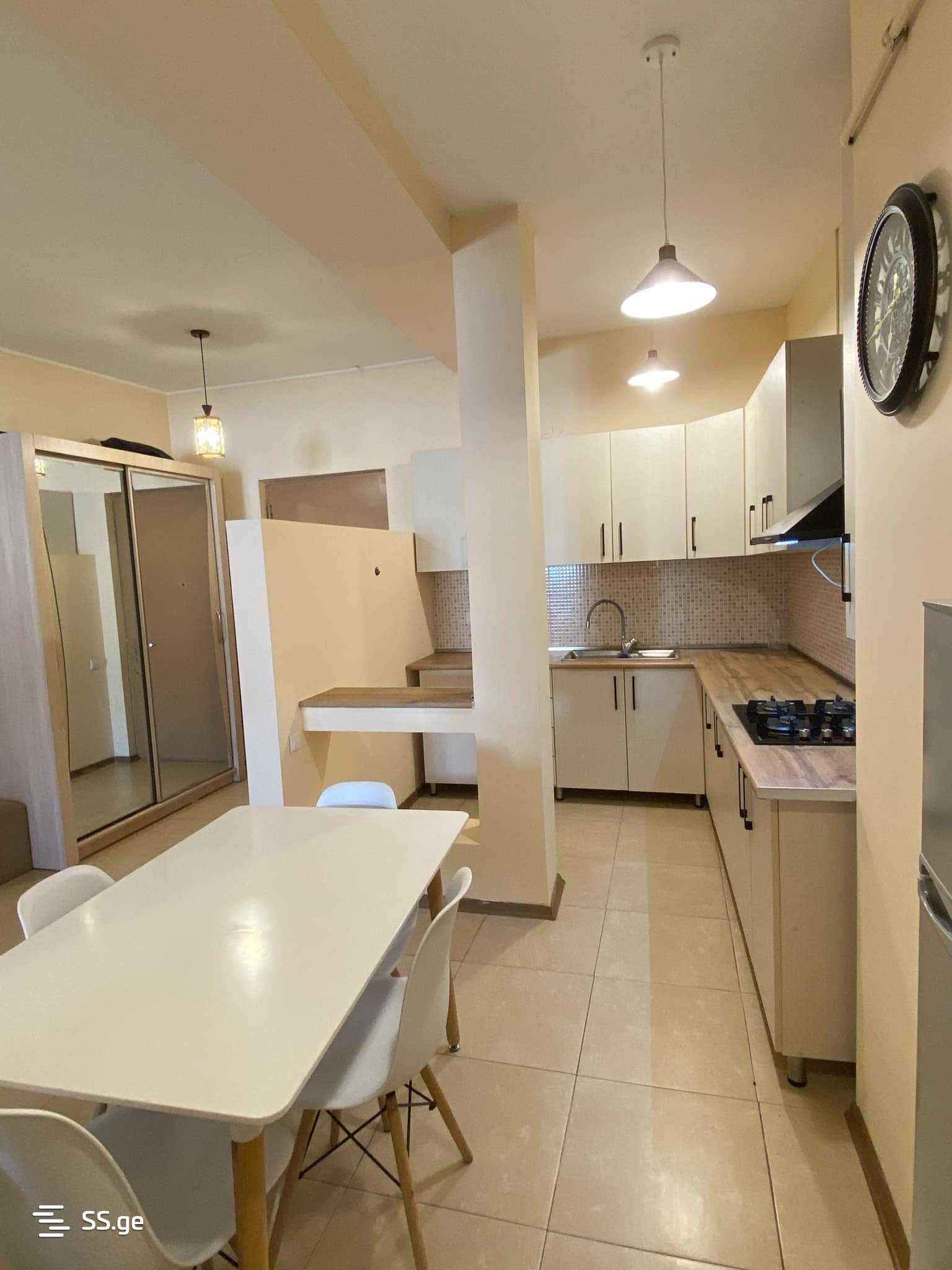 ქირავდება 4 ოთახიანი ბინა საბურთალოზე, 600 $ - 31408392 | ss.ge