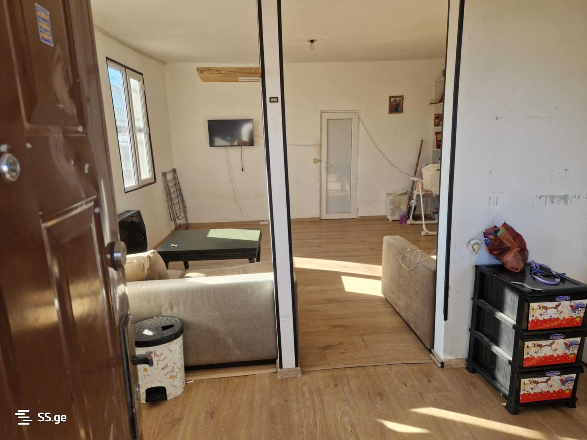 იყიდება 2 ოთახიანი კერძო სახლი ფონიჭალაში, 39000 $ - 31454717 | ss.ge