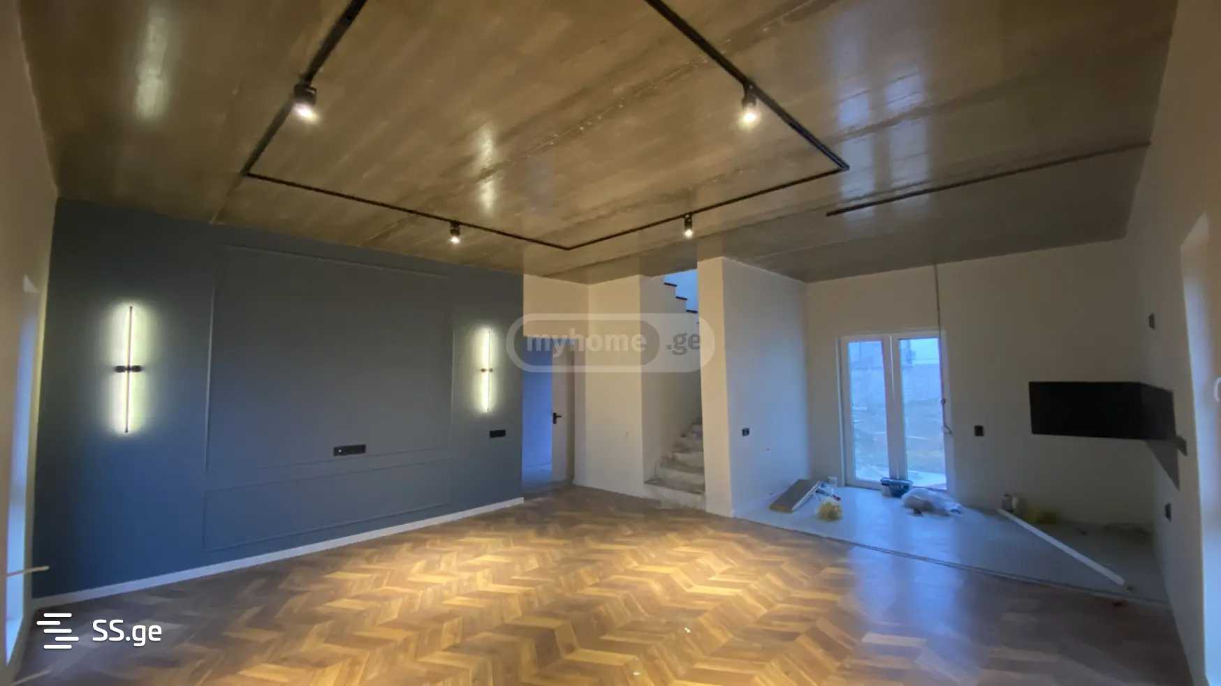 იყიდება 6 ოთახიანი კერძო სახლი ფონიჭალაში, 140000 $ - 31468232 | ss.ge