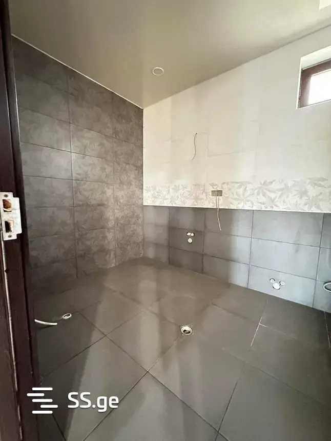 იყიდება 6 ოთახიანი კერძო სახლი დიდ დიღომში, 220000 $ - 31474317 | ss.ge