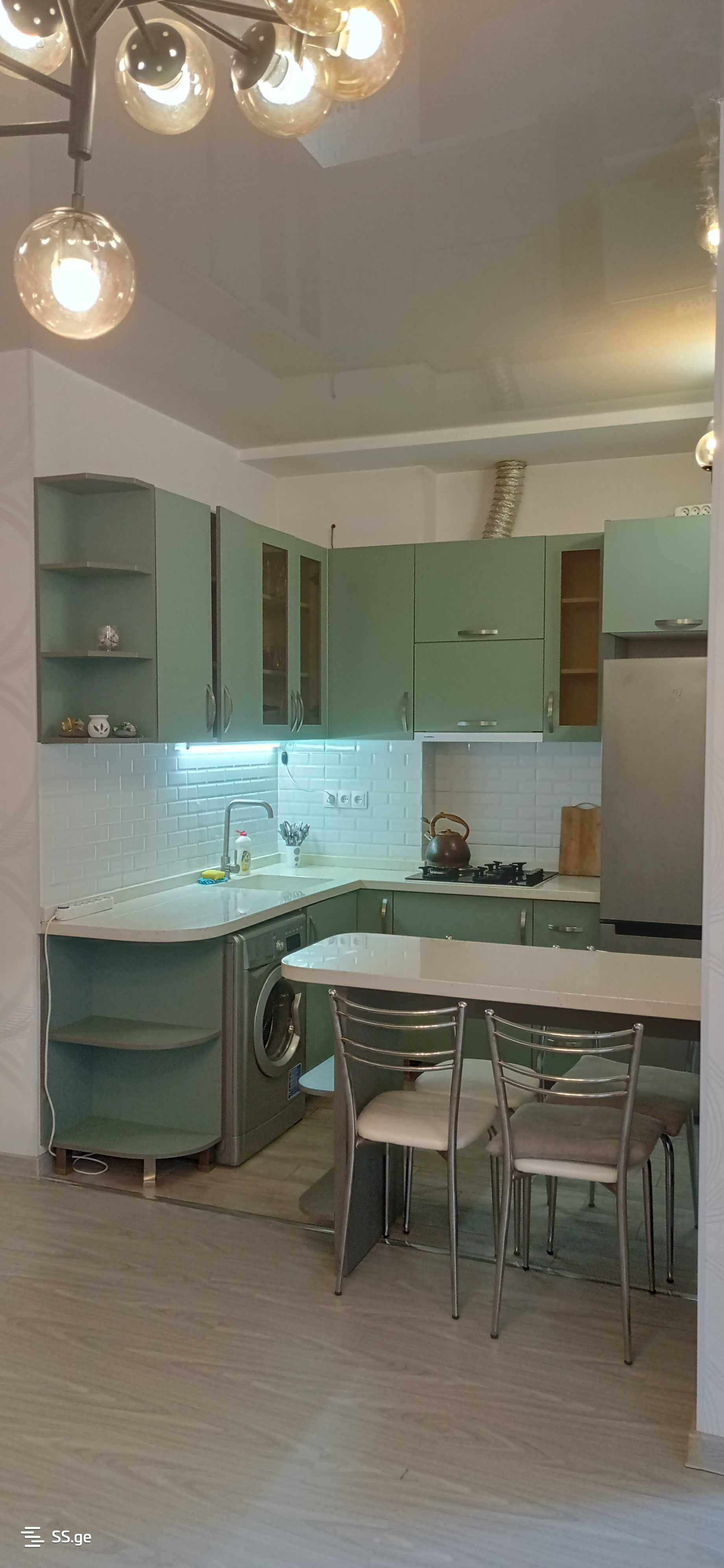 იყიდება 2 ოთახიანი ბინა ბათუმში, 64000 $ - 31513397 | ss.ge