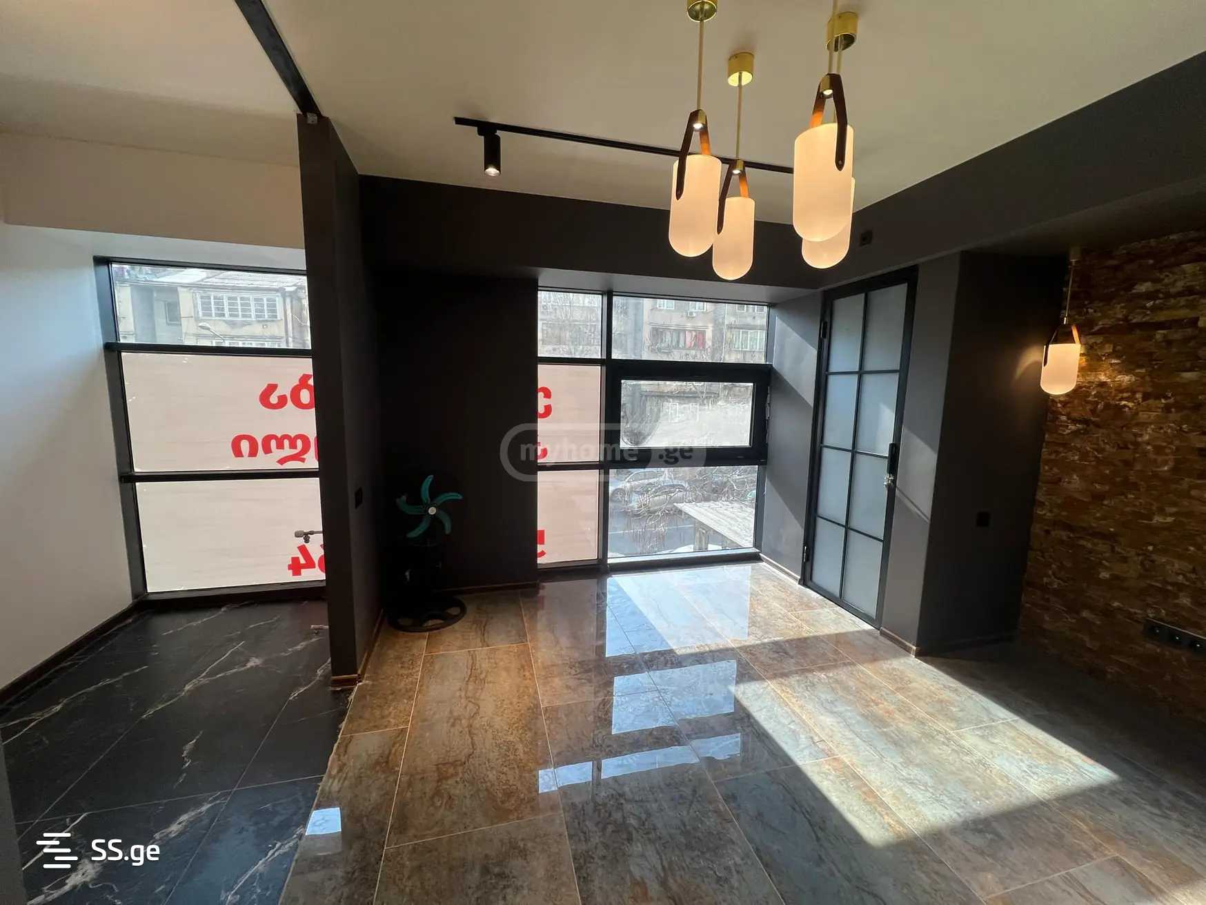 იყიდება საოფისე ფართი საბურთალოზე, 220000 $ - 31643603 | ss.ge