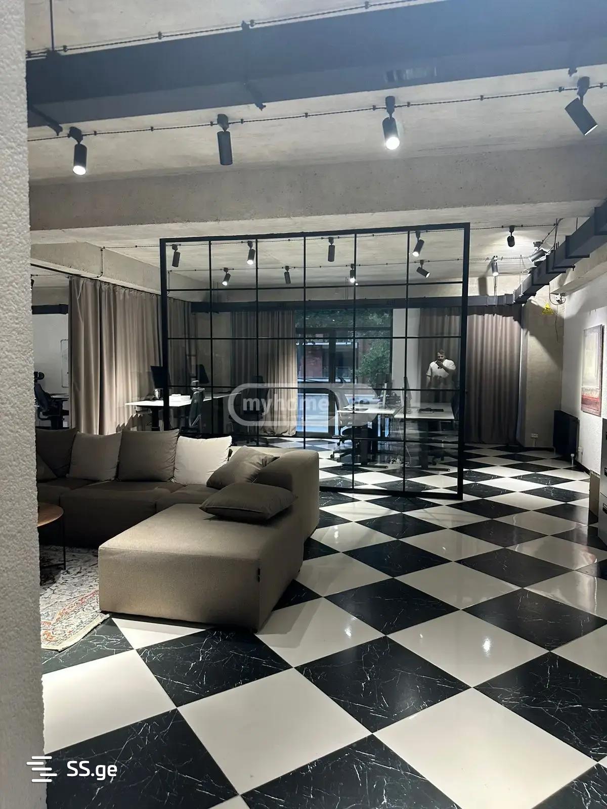 ქირავდება საოფისე ფართი ვაკეში, 6500 $ - 32210953 | ss.ge