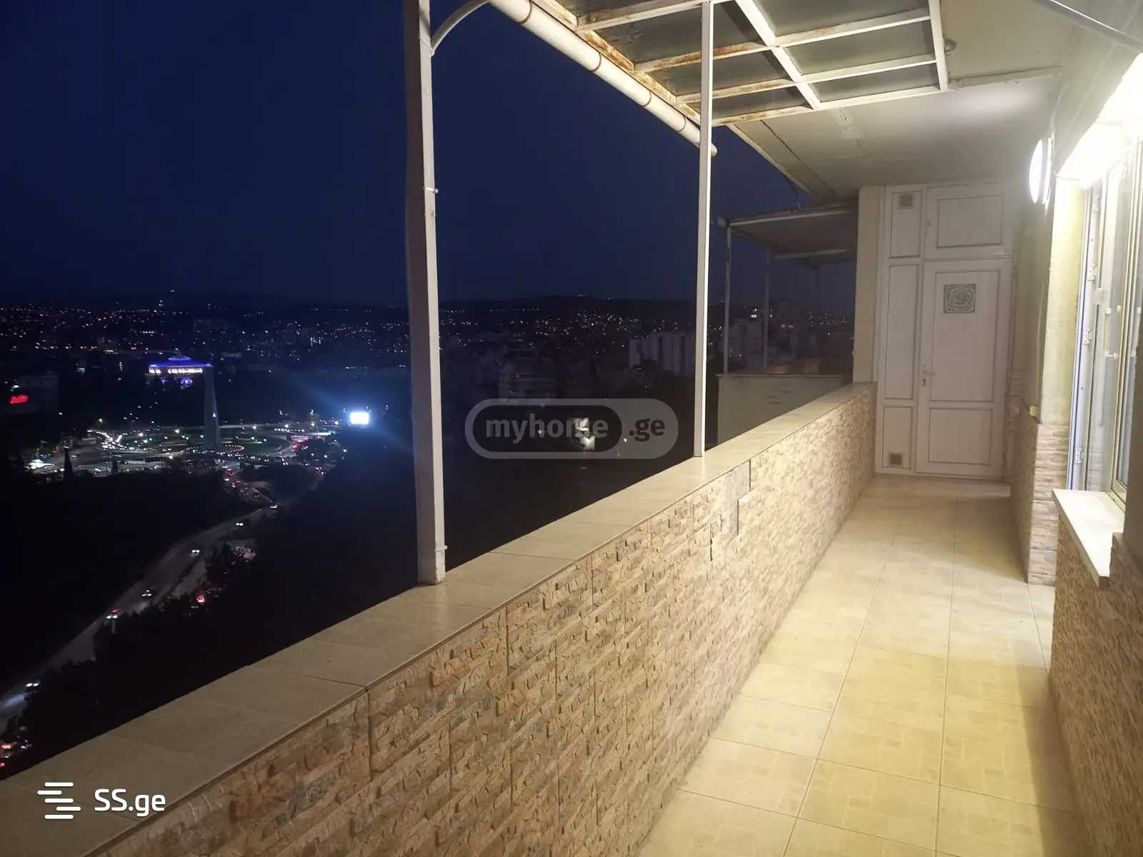 იყიდება 3 ოთახიანი ბინა ვაკეში, 288000 $ - 33589884 | ss.ge