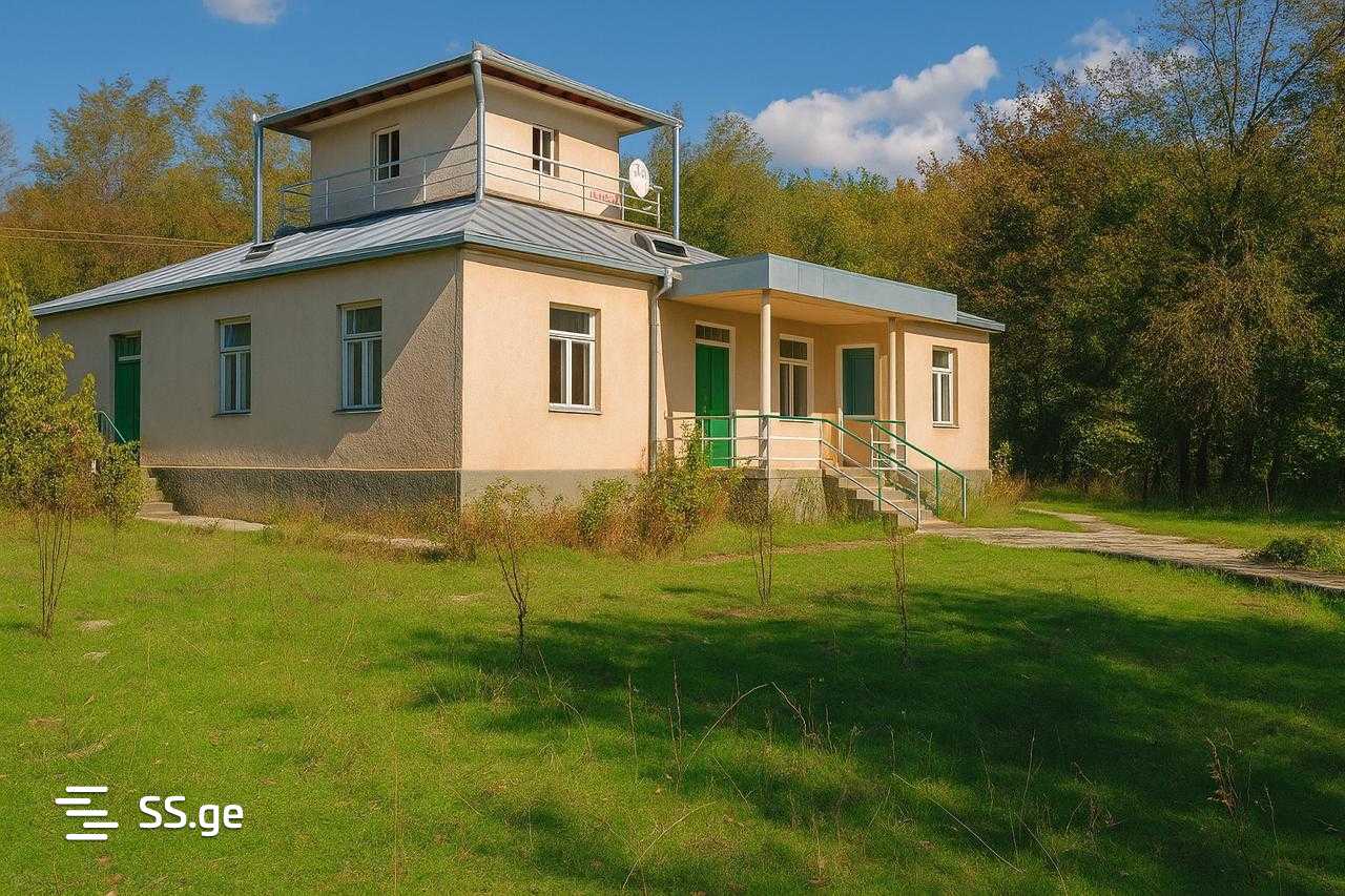 იყიდება კომერციული ფართი ყვარელში, 135000 $ - 33609630 | ss.ge