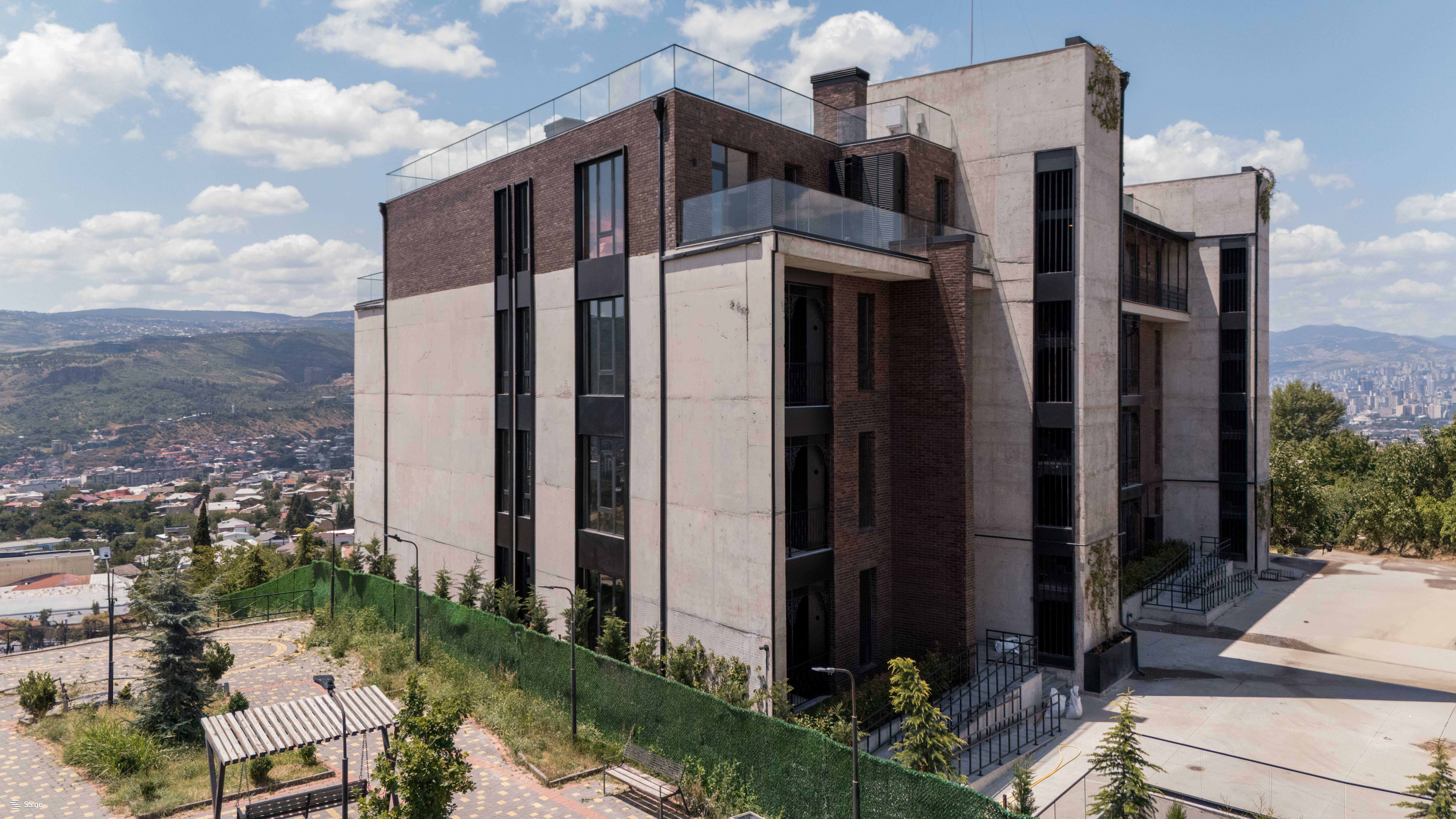 4 room Flat For Sale. Elia , 552000 $ - 32974369 | ss.ge