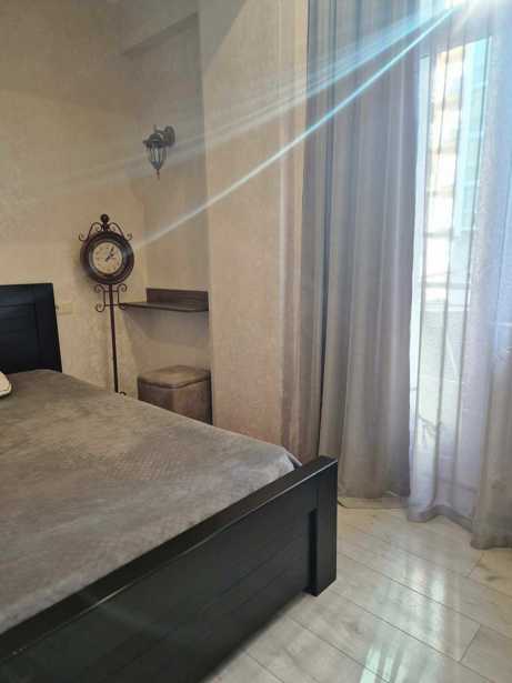 ქირავდება 2 ოთახიანი ბინა საბურთალოზე, 650 $ - 34241253 | ss.ge