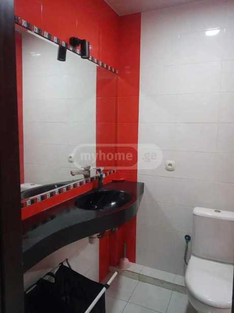 ქირავდება 2 ოთახიანი ბინა საბურთალოზე, 650 $ - 34281428 | ss.ge