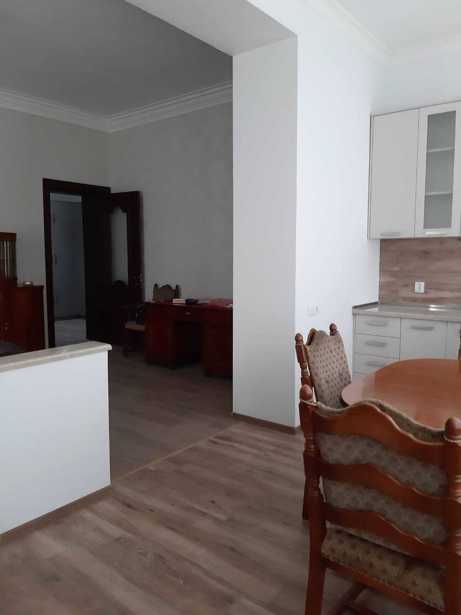 ქირავდება 3 ოთახიანი ბინა ვერაზე, 800 $ - 34284491 | ss.ge